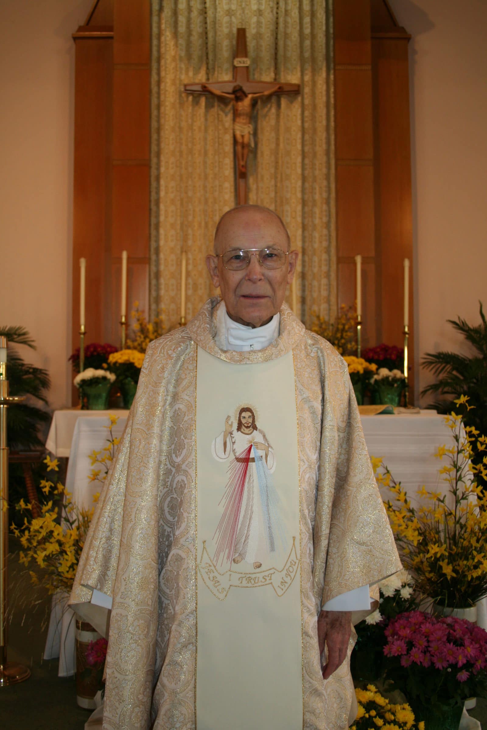 ‘Kind to everyone,’ Fr. Powell led by example in his 70 years of ...